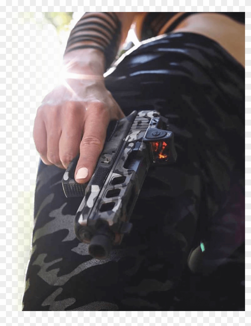 Gun Hand Fade - Firearm, HD Png Download - 960x1200(#1648401) - PngFind
